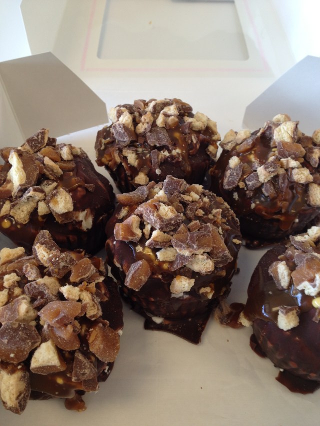 SHIVERS ICE CREAM | Ice Cream, Cakes and Fun!